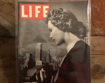 LIFE Magazine October 23, 1939 War & Fashion Military Look - Entire ...
