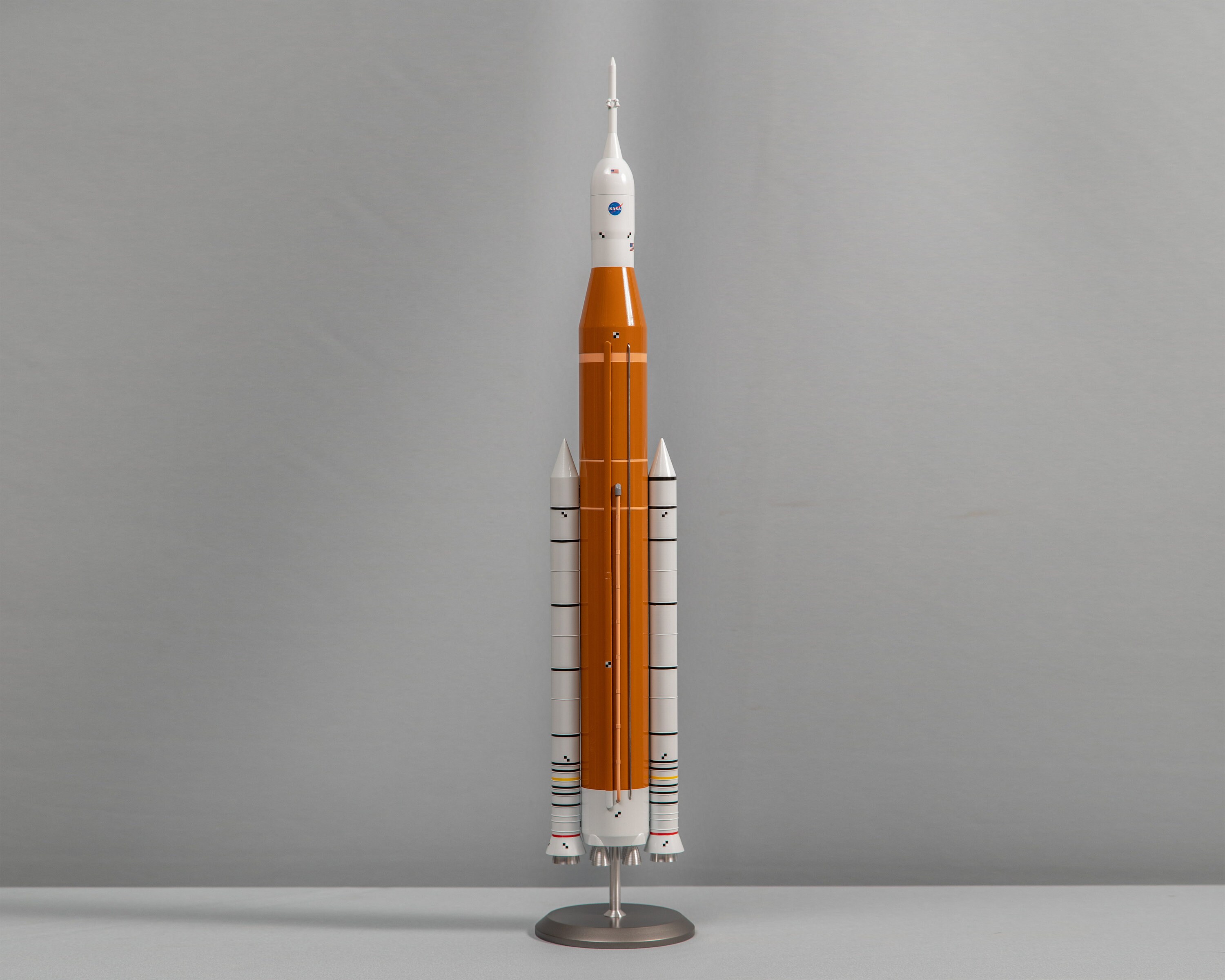 SLS-1B Crew Spacecraft Launch Vehicle Scale Model - Space Launch System ...
