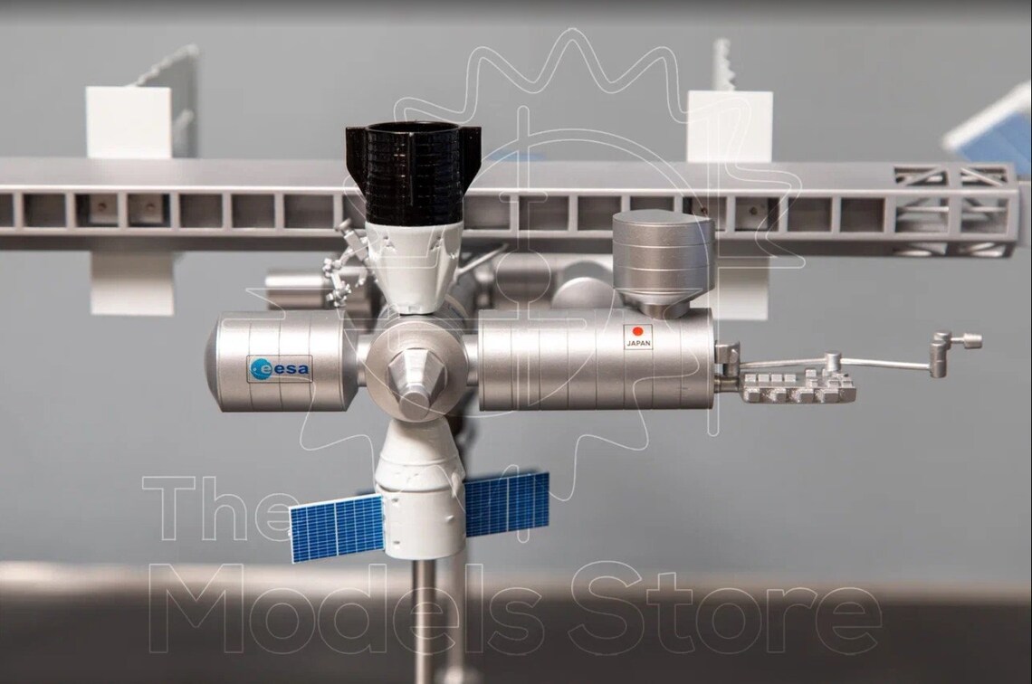 ISS International Space Station Scale Model With Cover - Etsy
