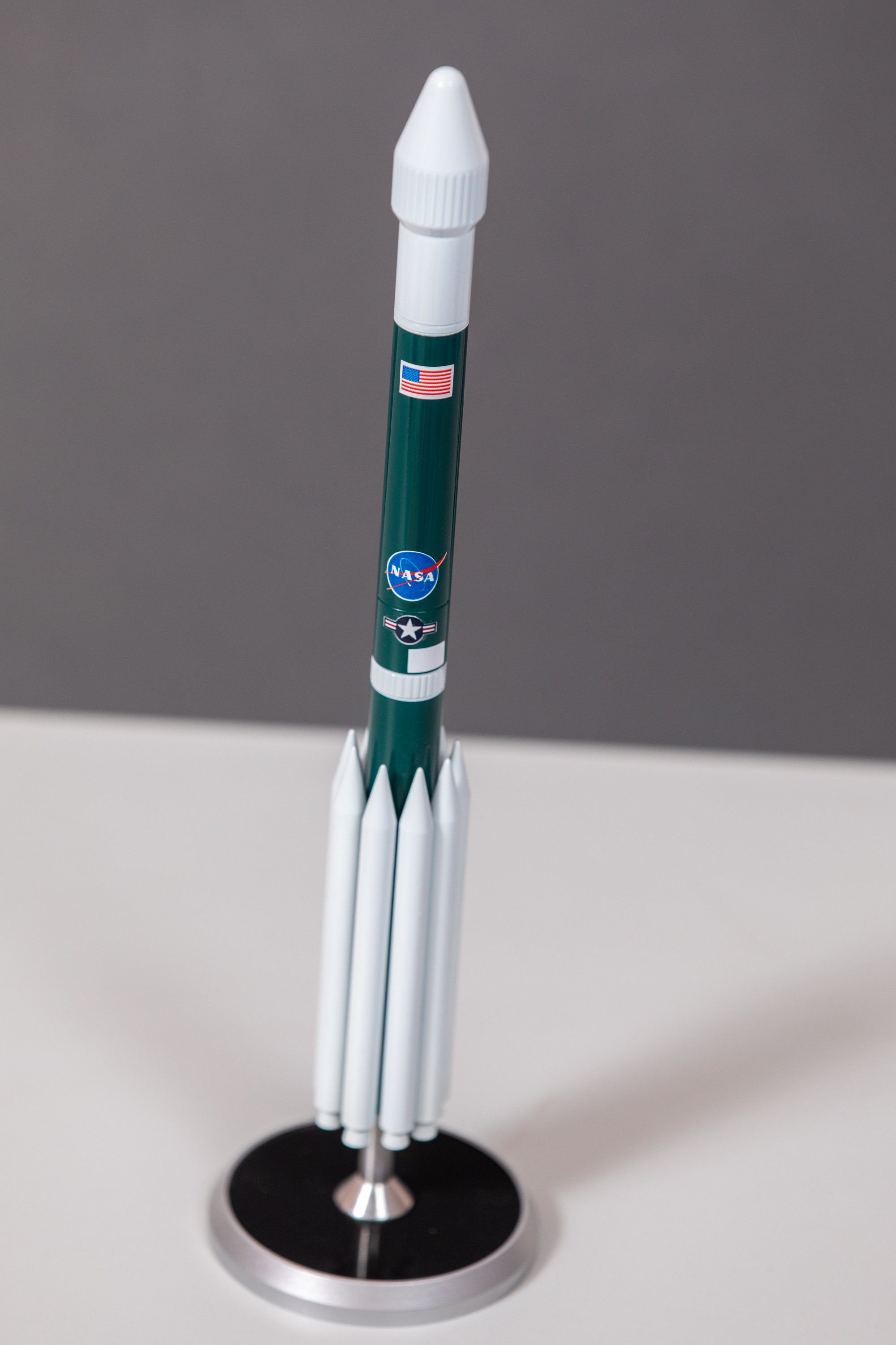 NASA Delta 2 Spacecraft Launch Vehicle Scale Model - Etsy