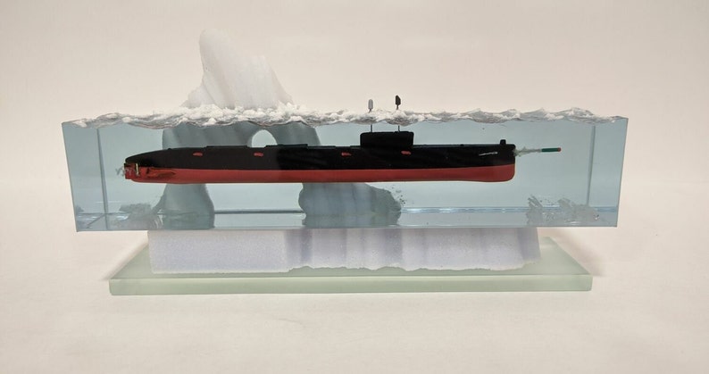 Diorama of Submarine in Epoxy Resin Project 675 (clamshell or Roaring ...