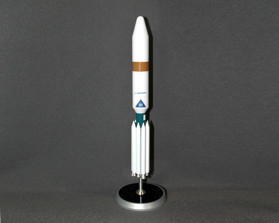 Delta 3 Spacecraft Launch Vehicle Scale Model - Etsy