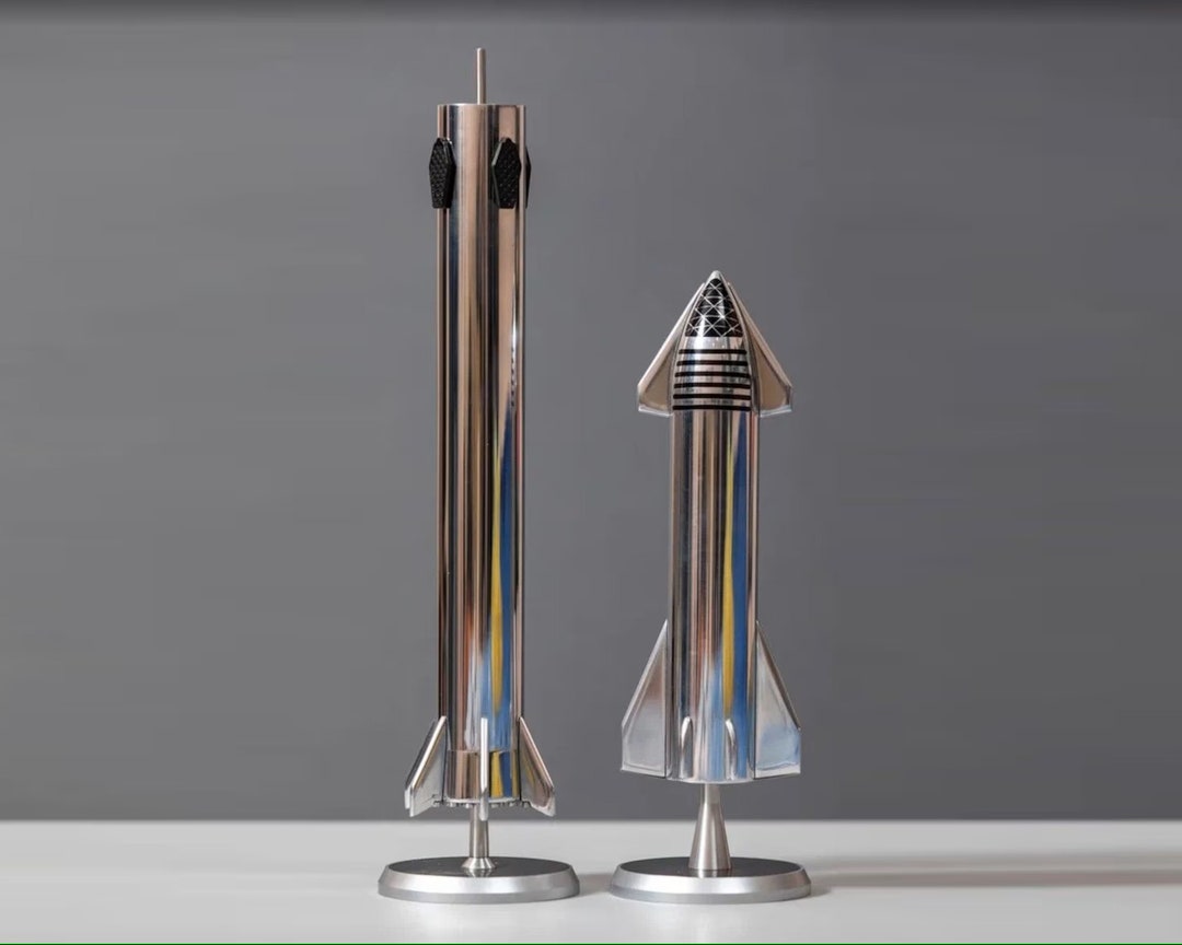 Spacex Falcon Superheavy Rocket Spacecraft Launch Vehicle Scale Model ...