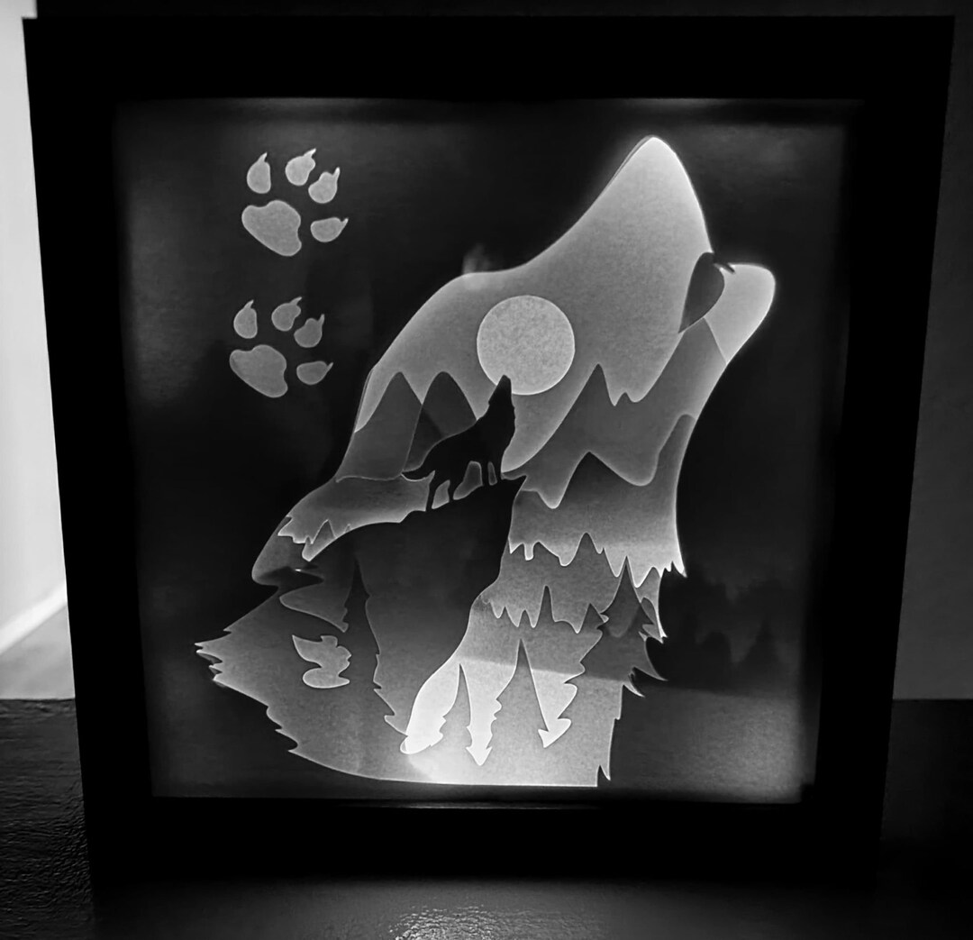 Wolf Head Moon Shadowbox/lightbox - Etsy