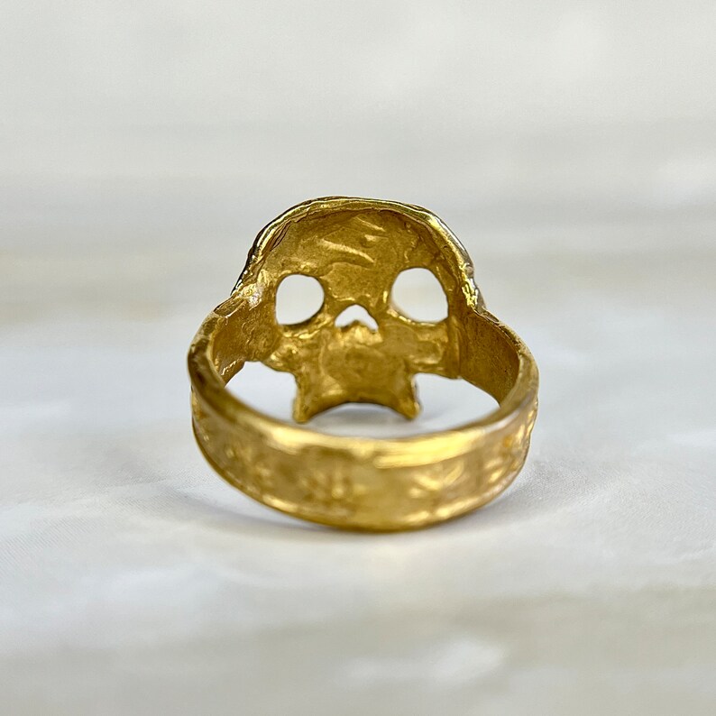 14k Gold Skull Ring Ancient Ancient Design Solid Gold Momento Mori Ring ...