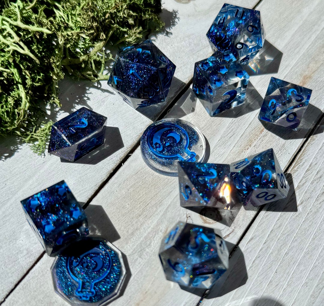 Blue Iridescent Advantage Dice Set With Matching Potion Bottle ...