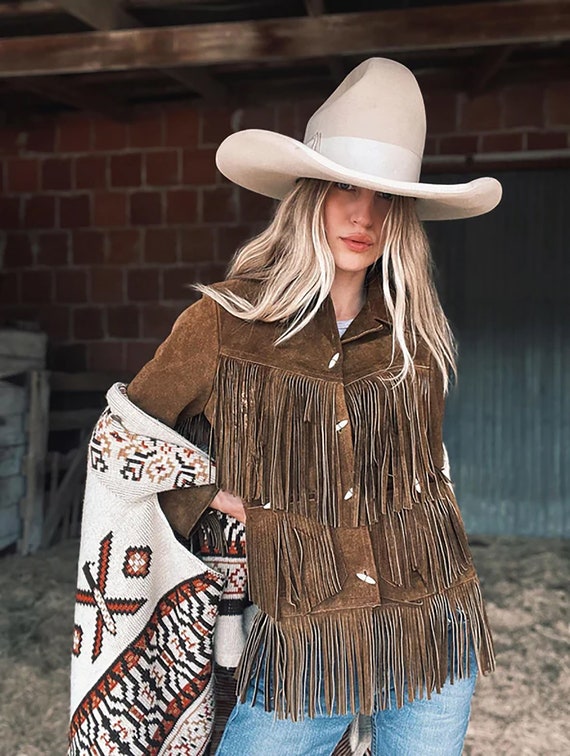 Western Cowgirl Fashion
