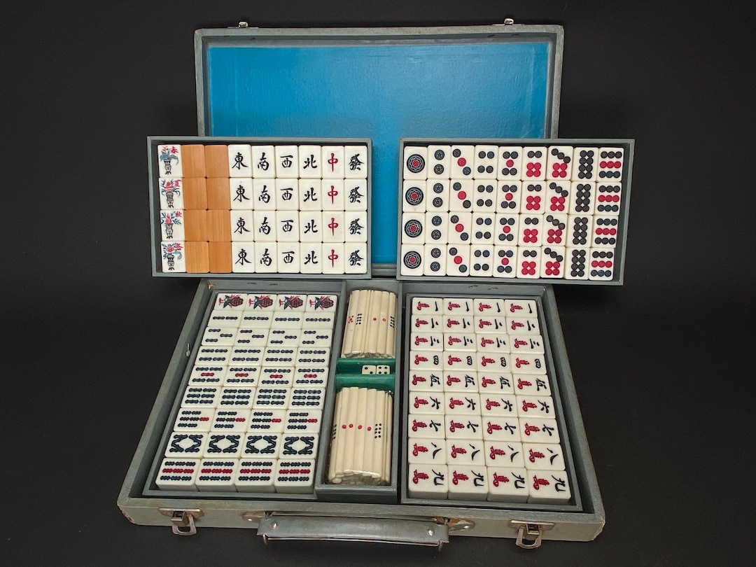 Antique Mah Jong Bamboo Back Tile Set With Grey Blue Portable Case ...