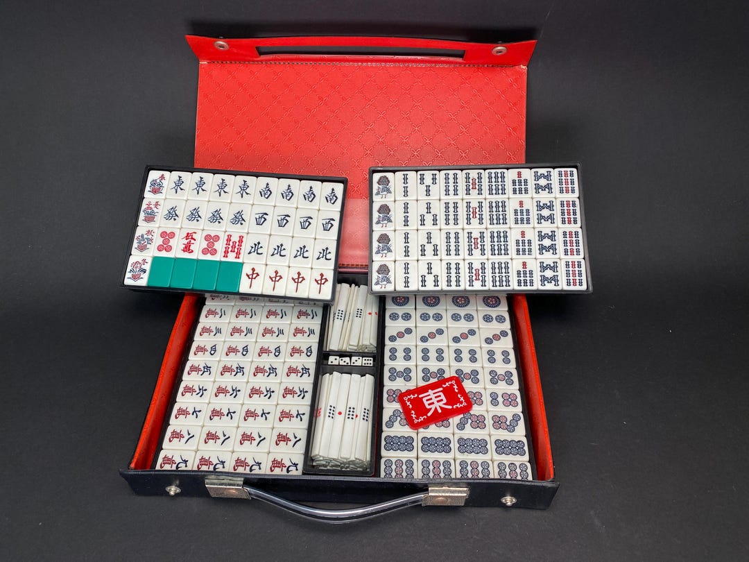 Riichi Mahjong Japanese MVC Mah Jong Set, Rare Vtg, Green Back, With ...