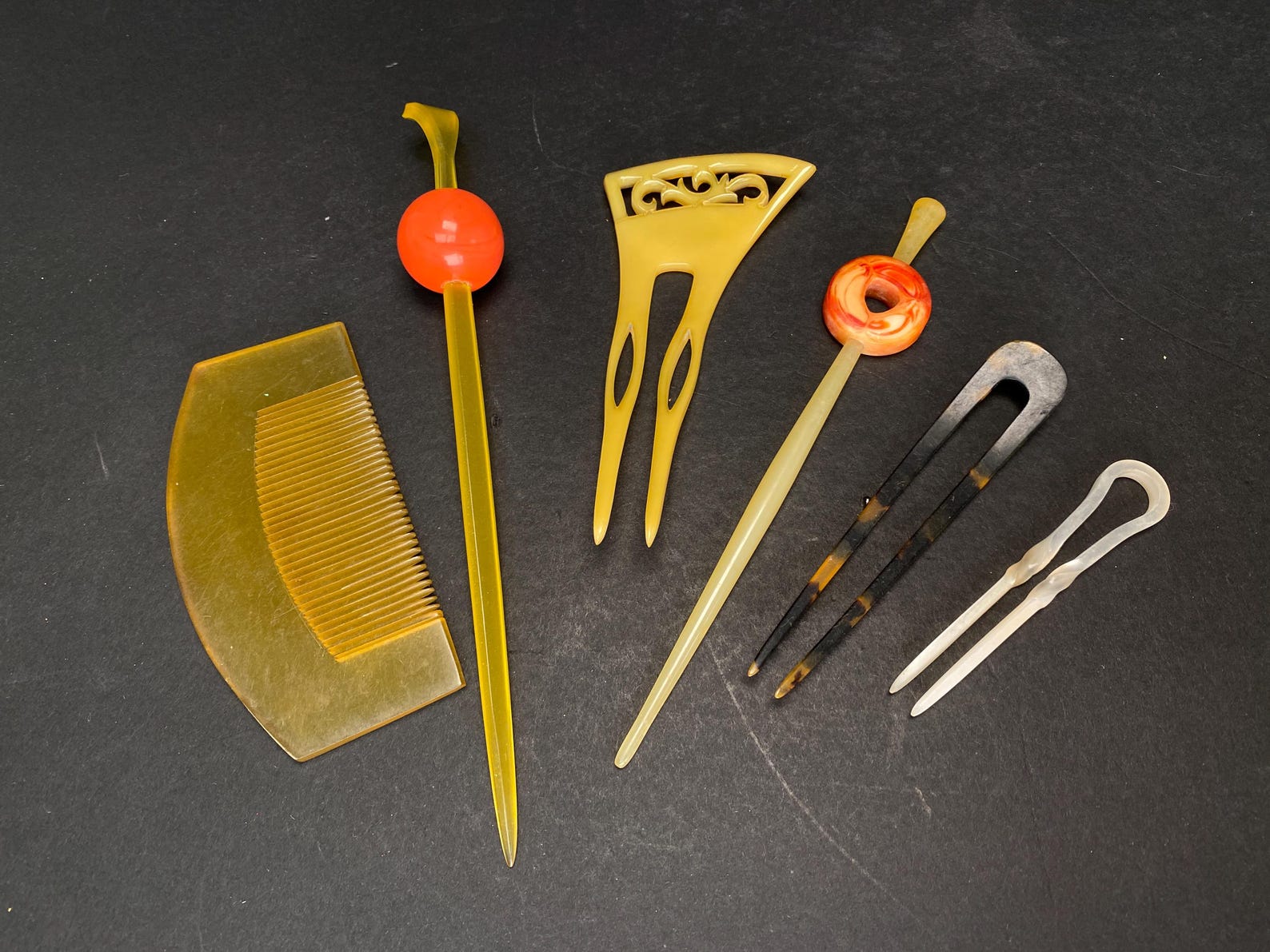 Japanese Kanzashi Kimono Geisha, Yellow & Black Lacquerware Hair Stick ...
