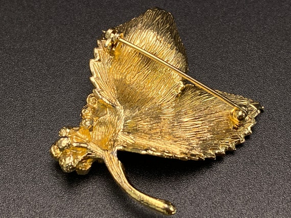 Japanese Vintage Brooch, Gold Leaf Shape Brooch with … - Gem