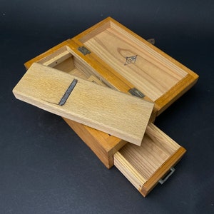 Dry Bonito Kezuriki Shaving Machine W/collect Drawer , Japanese Bonito ...