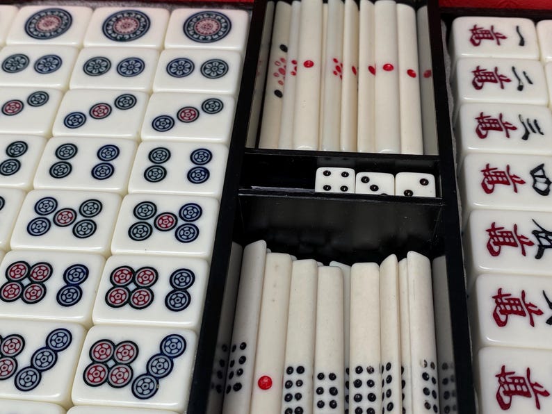Japanese Riichi Mahjong Set Green Back Tiles, 4 Red Fives Aka Dora ...
