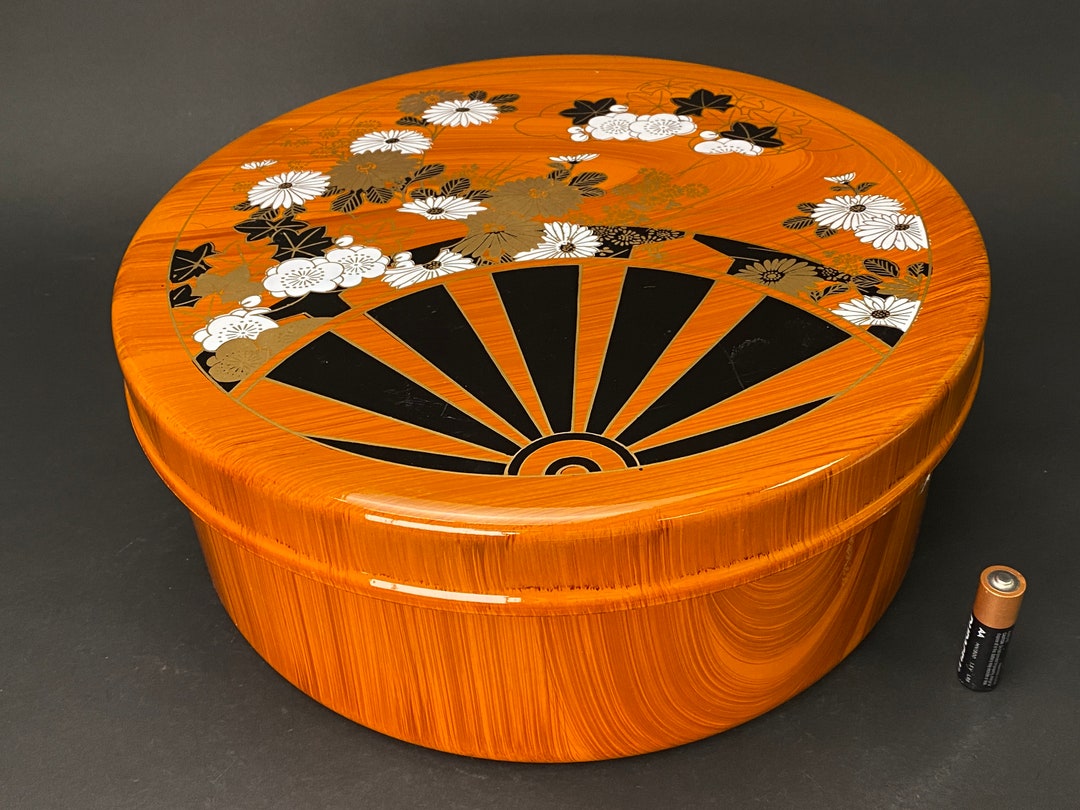 Japanese Round Big Urushi Box, Flower Pattern, Lacquer Ware Container ...