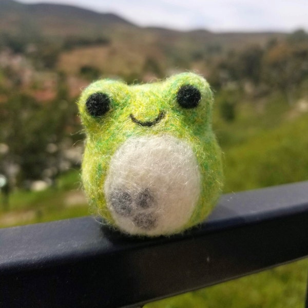 Felt Frog - Etsy