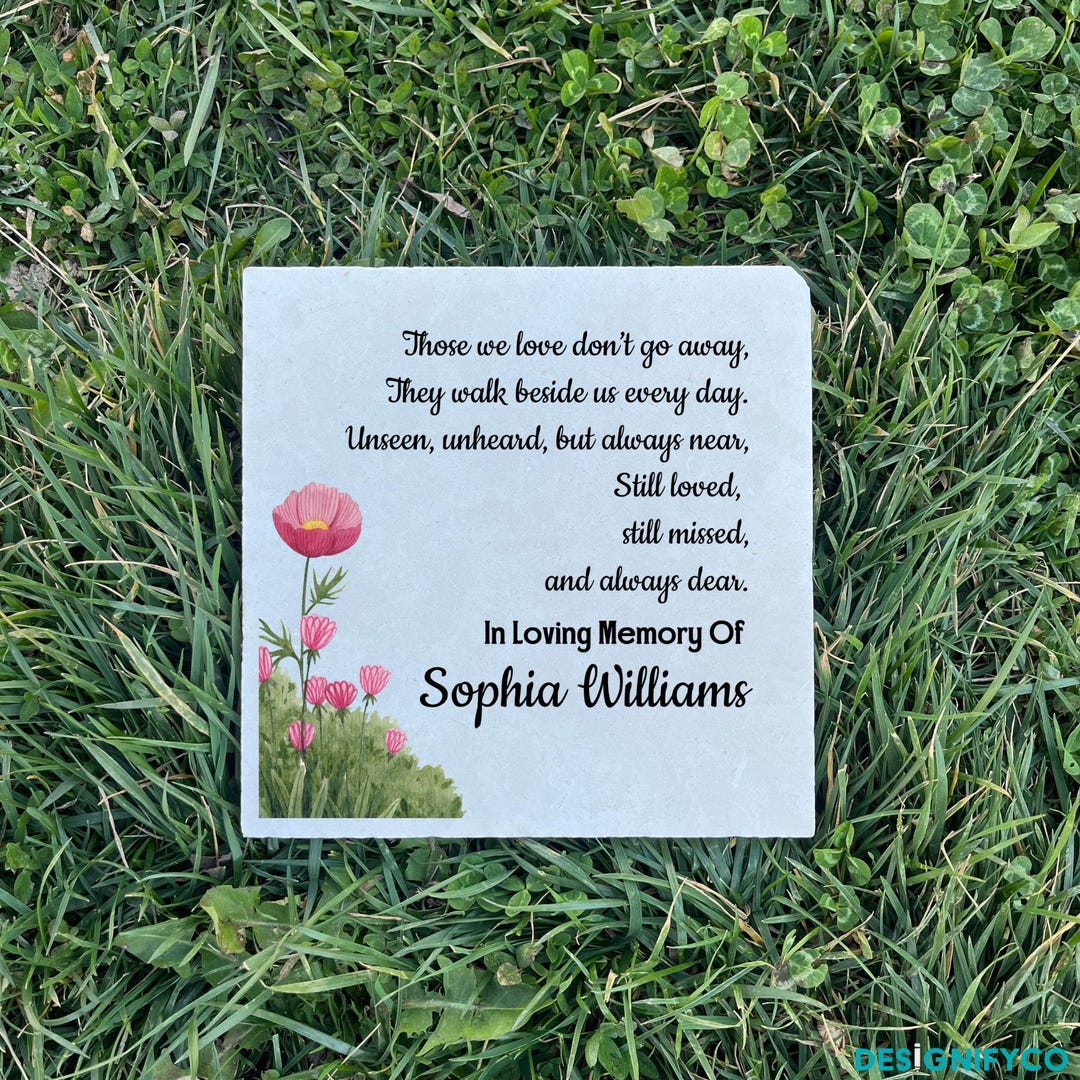 In Loving Memory Floral Memorial Stone for Mom - Custom Sympathy Gift ...