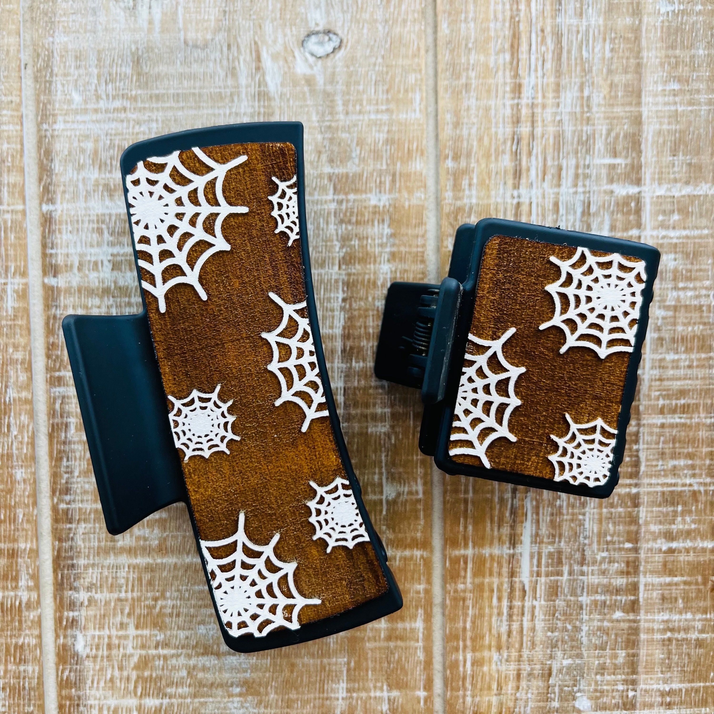 Claw Clip SVG, Spider Web Claw Clip Svg, Reverse Engraving Halloween ...