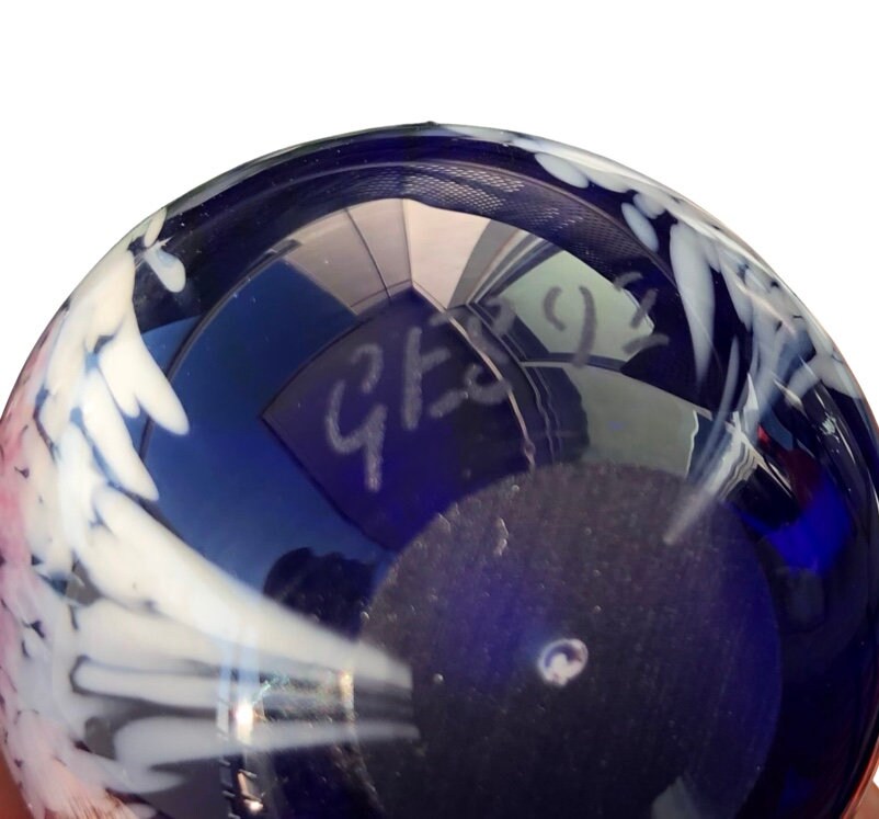 GES Glass Eye Studio Egg Art Glass Paperweight 1992 - Etsy