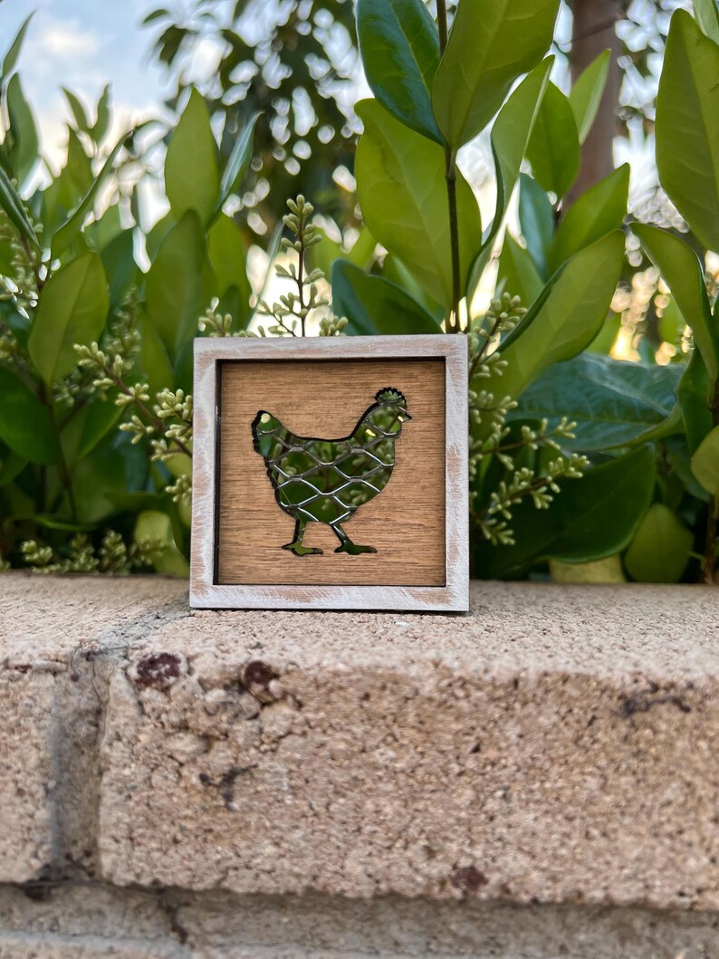 Farmhouse Animal Sign: Chicken Wire Rustic Tiered Tray Decor - Etsy