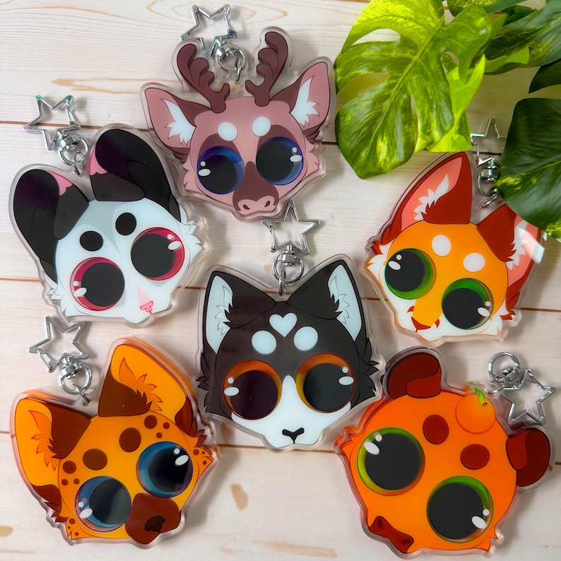 Orb Eyes Shaker Keychains | Derpy Animal Moving Acrylic Keychains ...