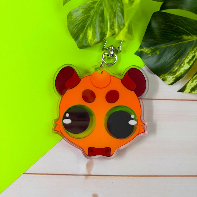 Orb Eyes Shaker Keychains | Derpy Animal Moving Acrylic Keychains ...