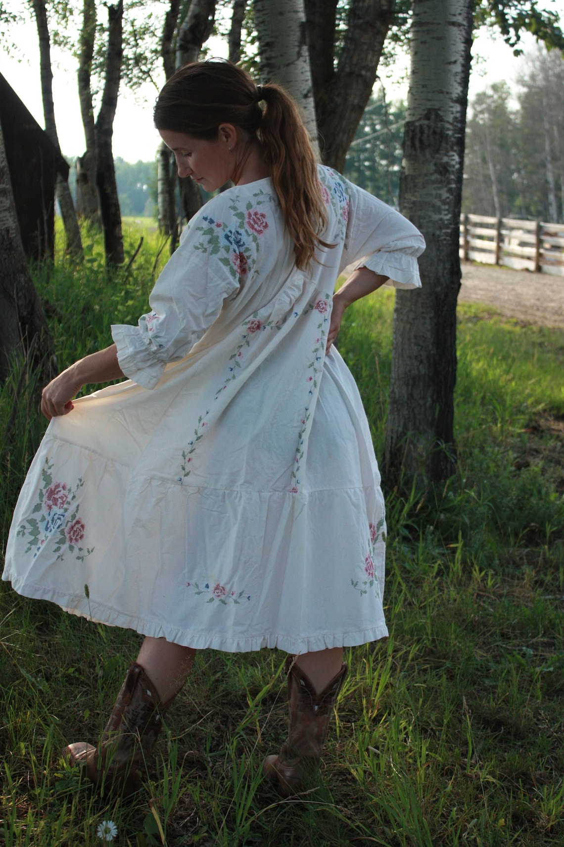 Tablecloth Dress/ Embroidered/ Pullover/ Vee Neck/ Handmade/ Upcycle - Etsy