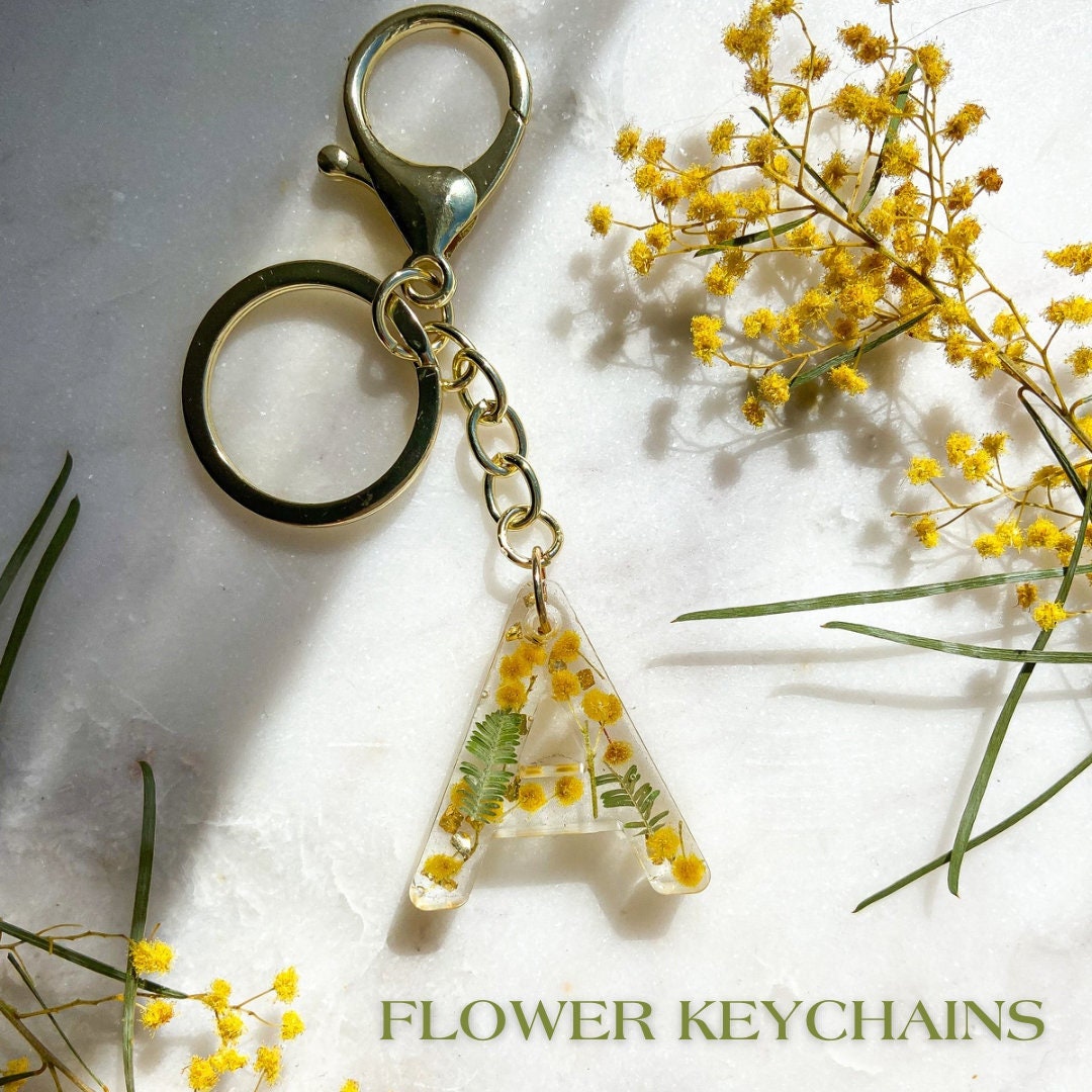 Flower Initial Keychain, Resin Letter Keychains, Personalised Keychains ...