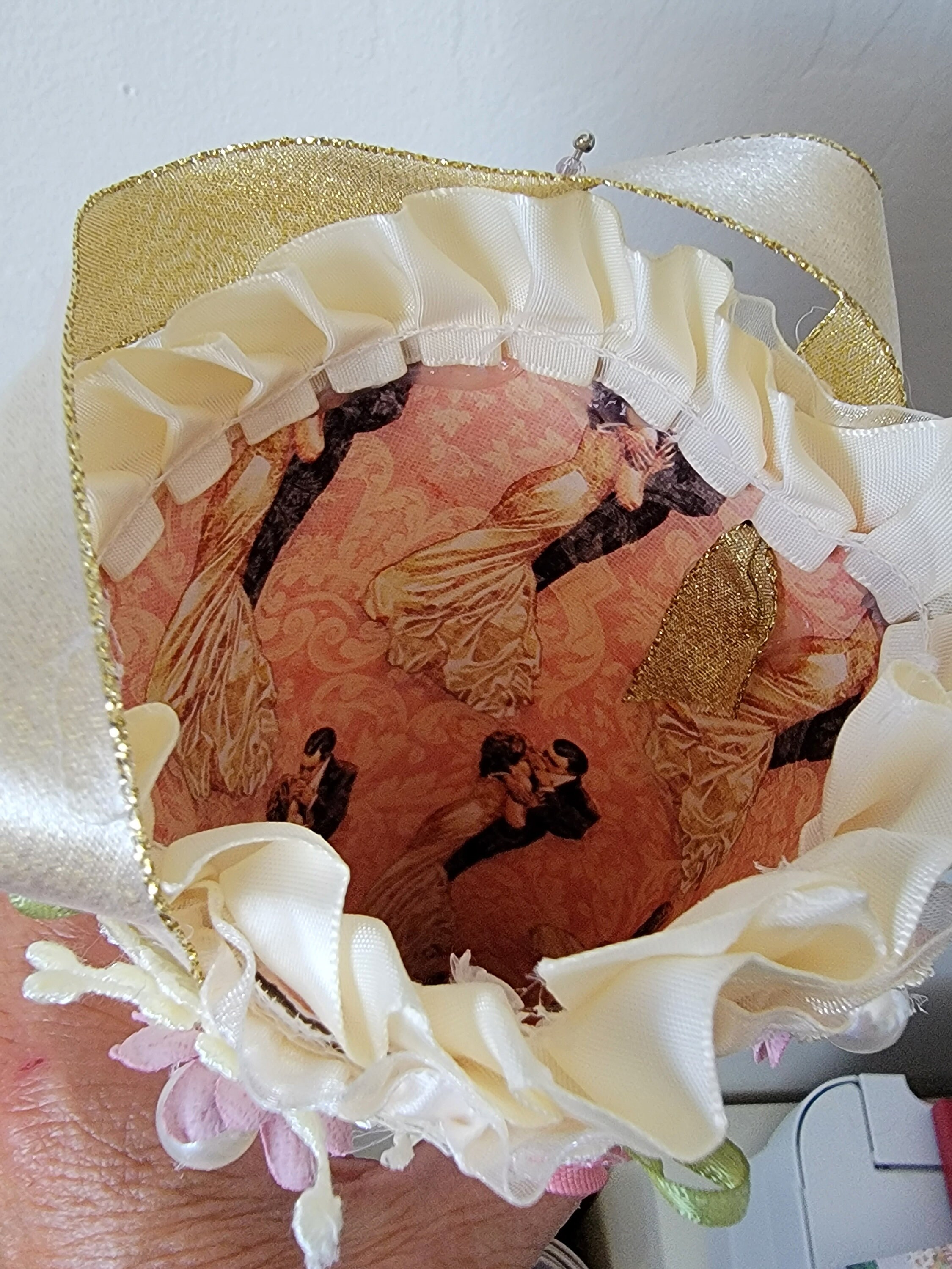 Romantic Victorian Tussie Mussie - Etsy