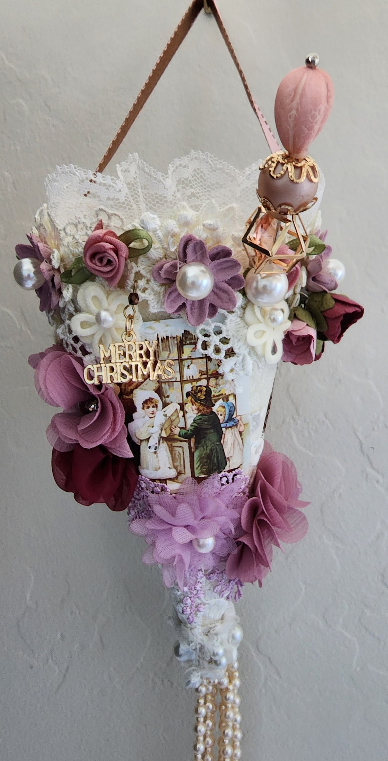 Victorian Tussie Mussie - Etsy