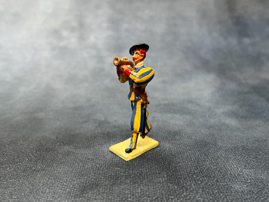 Venison Figure – Vatican Swiss Guard French Horn Player - Etsy