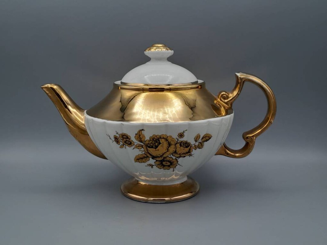 Ellgreave Teapot, Vintage Teapot With Gold Gilding - Etsy