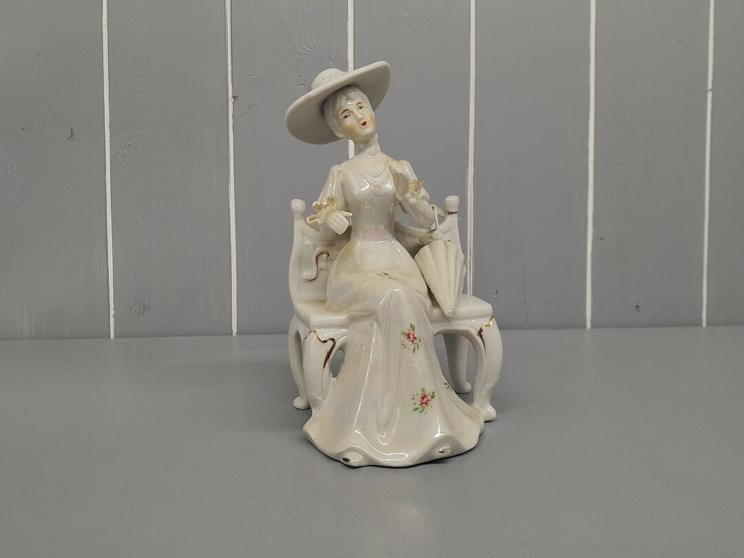 Elegant Porcelain Lady Figurine, Pearlescent Design Height 17.2cm - Etsy