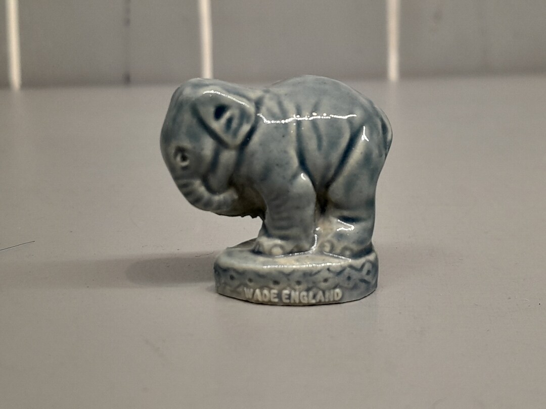 Wade Whimsie Circus Elephant, Vintage Wade Figures 3cm - Etsy