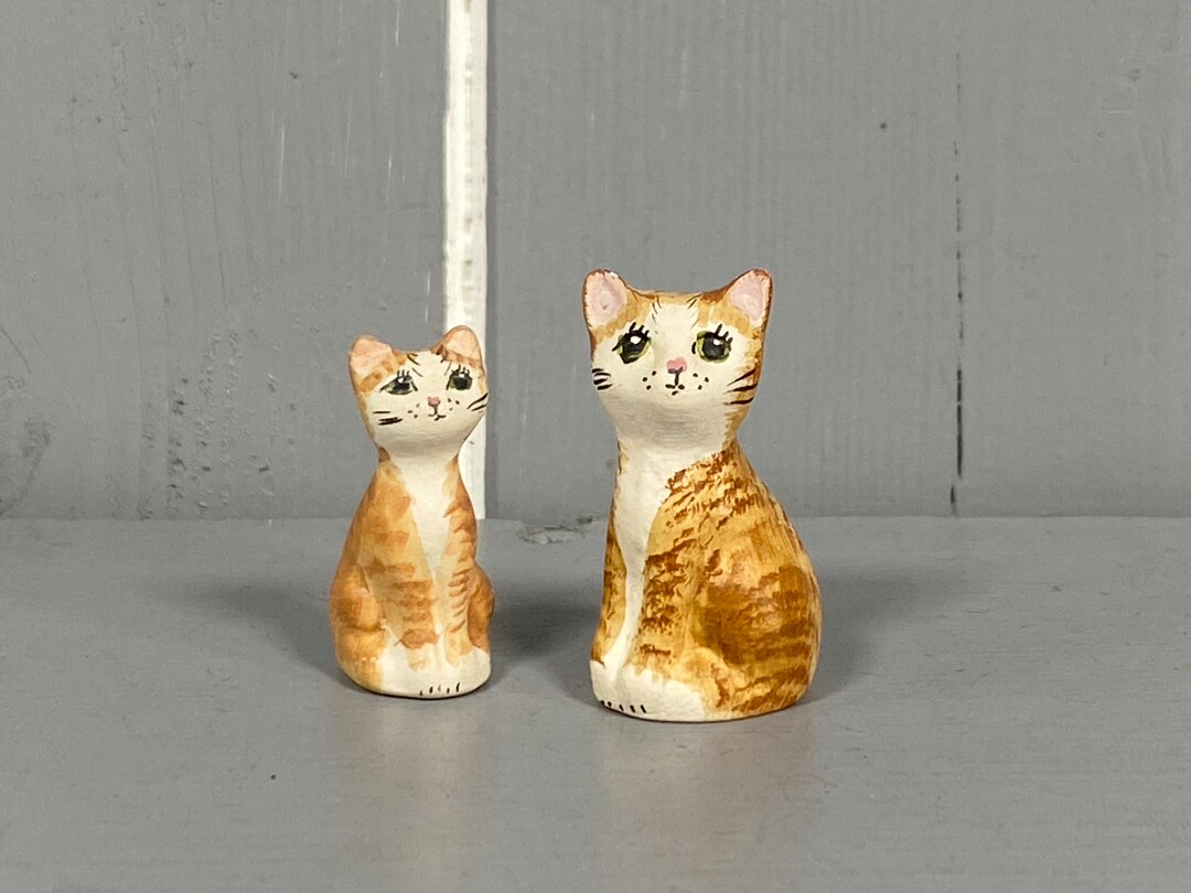 2 Miniature Hand Painted Ceramic Cat Figures. 2.5cm - Etsy