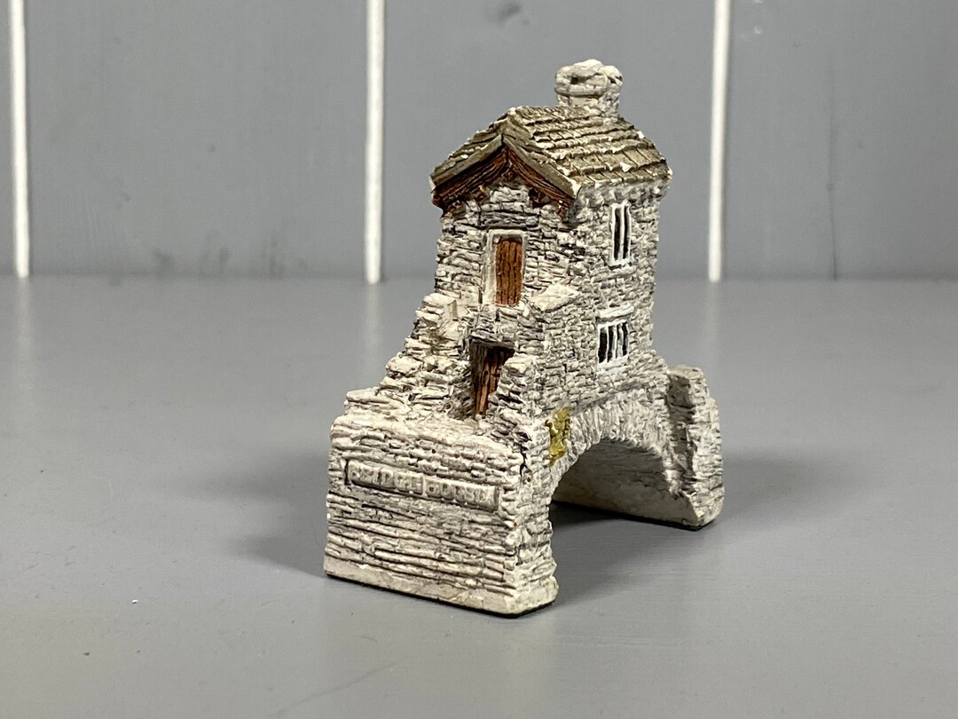 Miniature River House, House in a Bridge 6.7cm - Etsy
