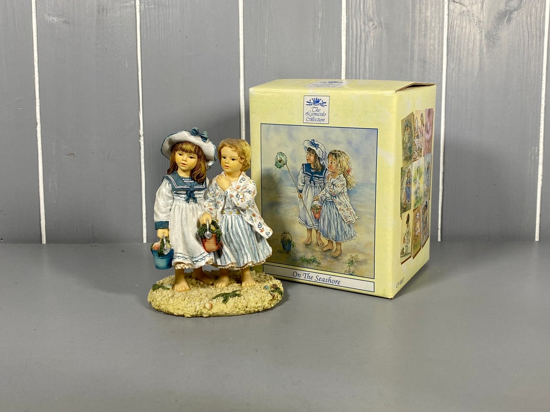 On the Seashore by Crisalis the Leonardo Collection, Resin Figure - Etsy