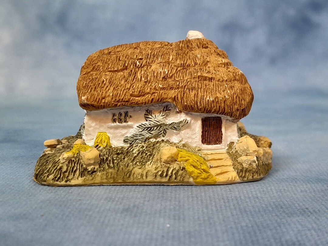 Miniature Model Cottage, Old Thatched Cottage - Etsy