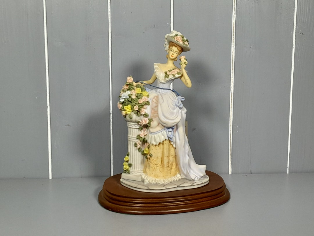 Constance Resin Figurine 1992, the Leonardo Collection 21.4cm, Lady ...