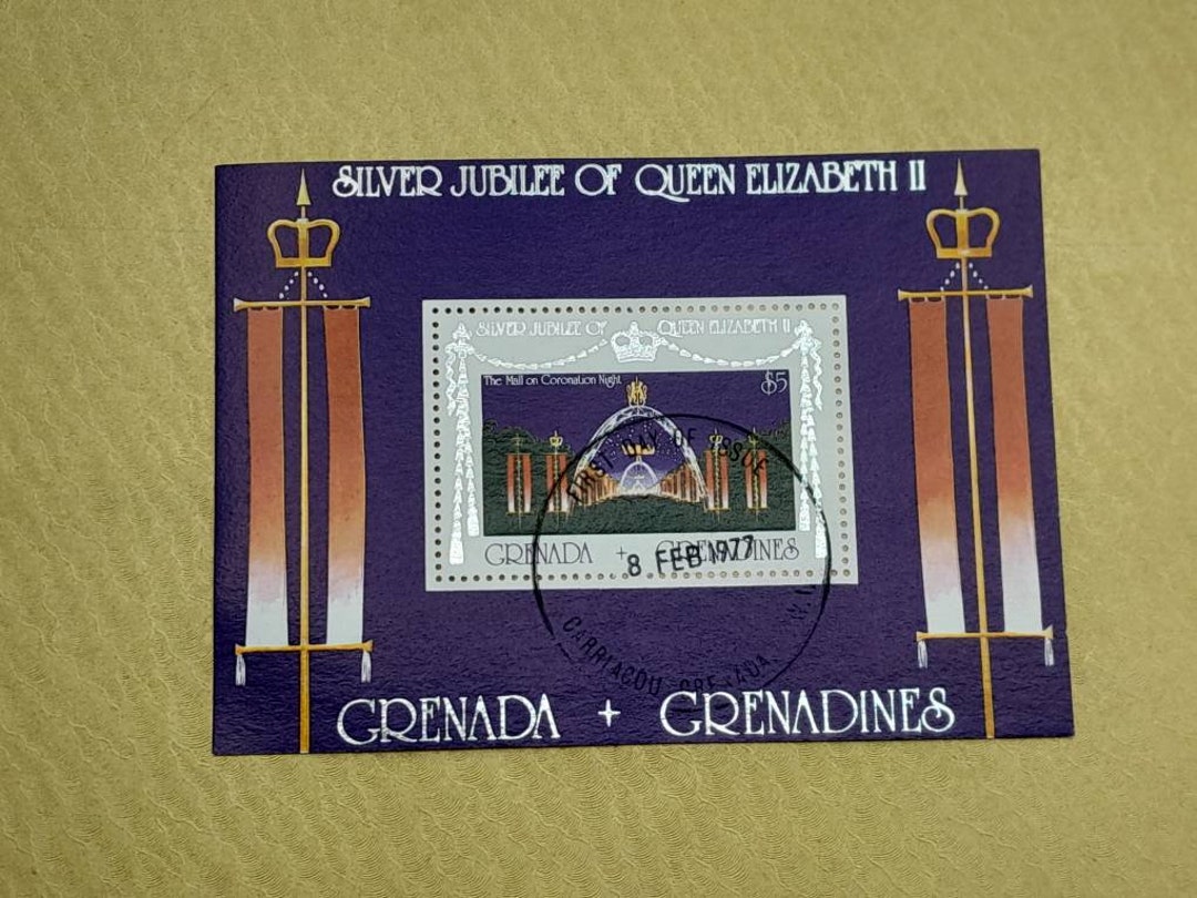 Grenada Vintage 1977 Queen Elizabeth II Silver Jubilee Presentation ...