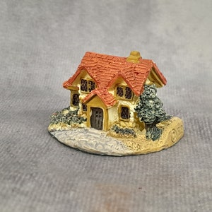 Miniature Building Model Ornament, the Old Cottage Collection by EPL ...