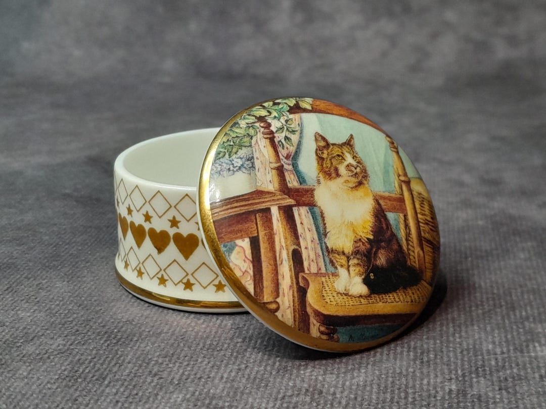 James Dean Pottery Fine Bone China, Lidded Trinket Pot White - Table ...