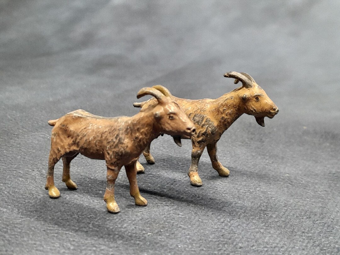 Vintage Pair of Miniature Goat Figurines, Metal Farm Animal Miniatures ...