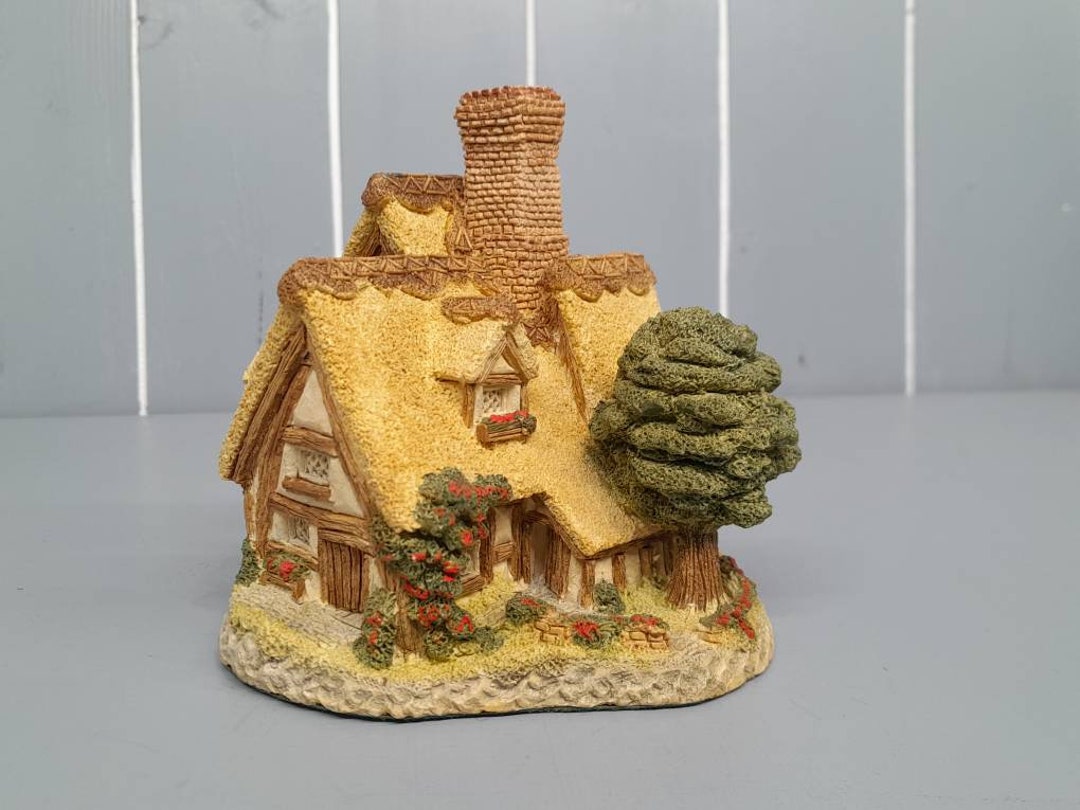 David Winter, Miniature Model of Pilgrims Rest, England - Etsy