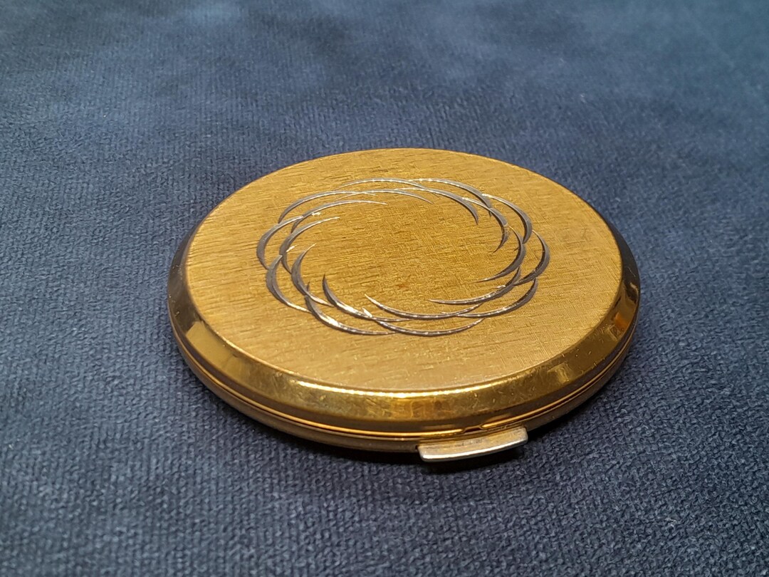 Vintage Stratton Compact | Gold Mirror Powder Case | Engraved Design ...