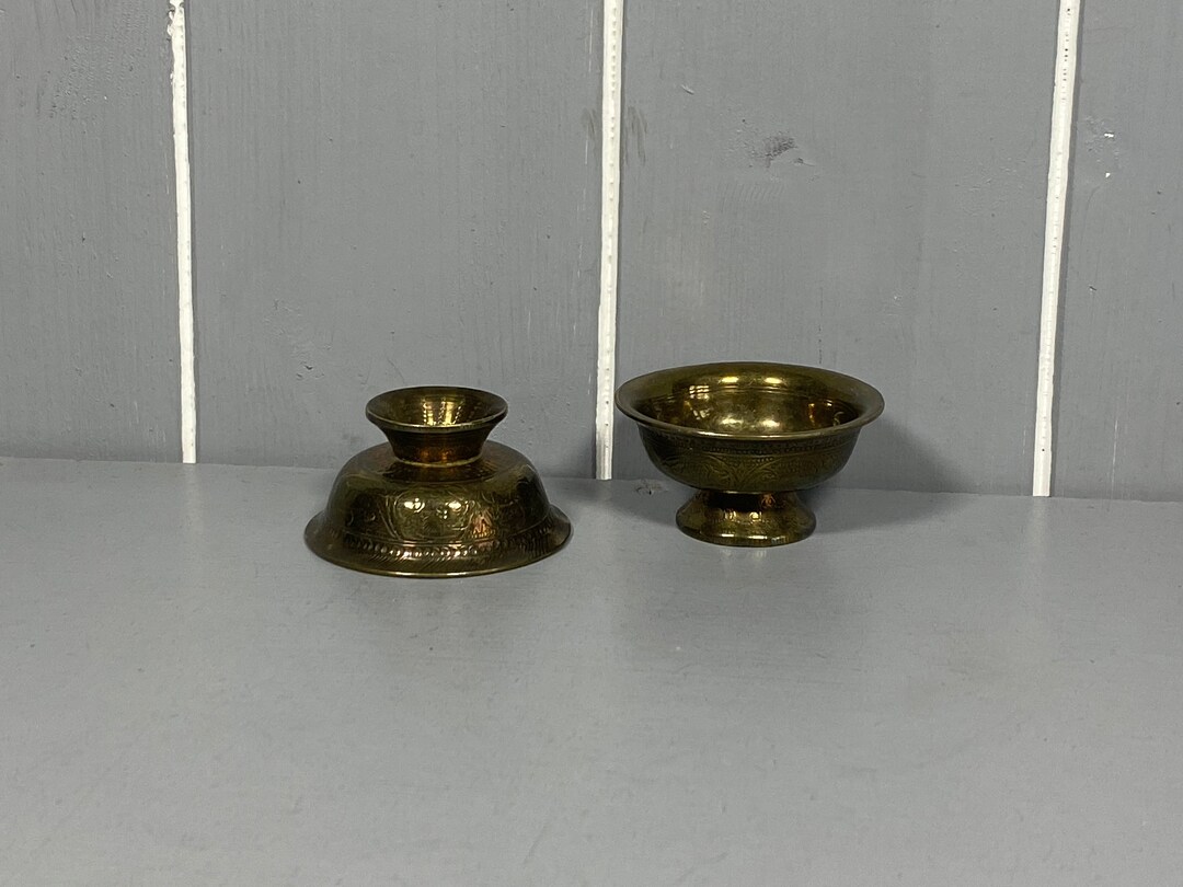 Pair of Miniature Brass Dishes, With Floral Engraving. - Etsy