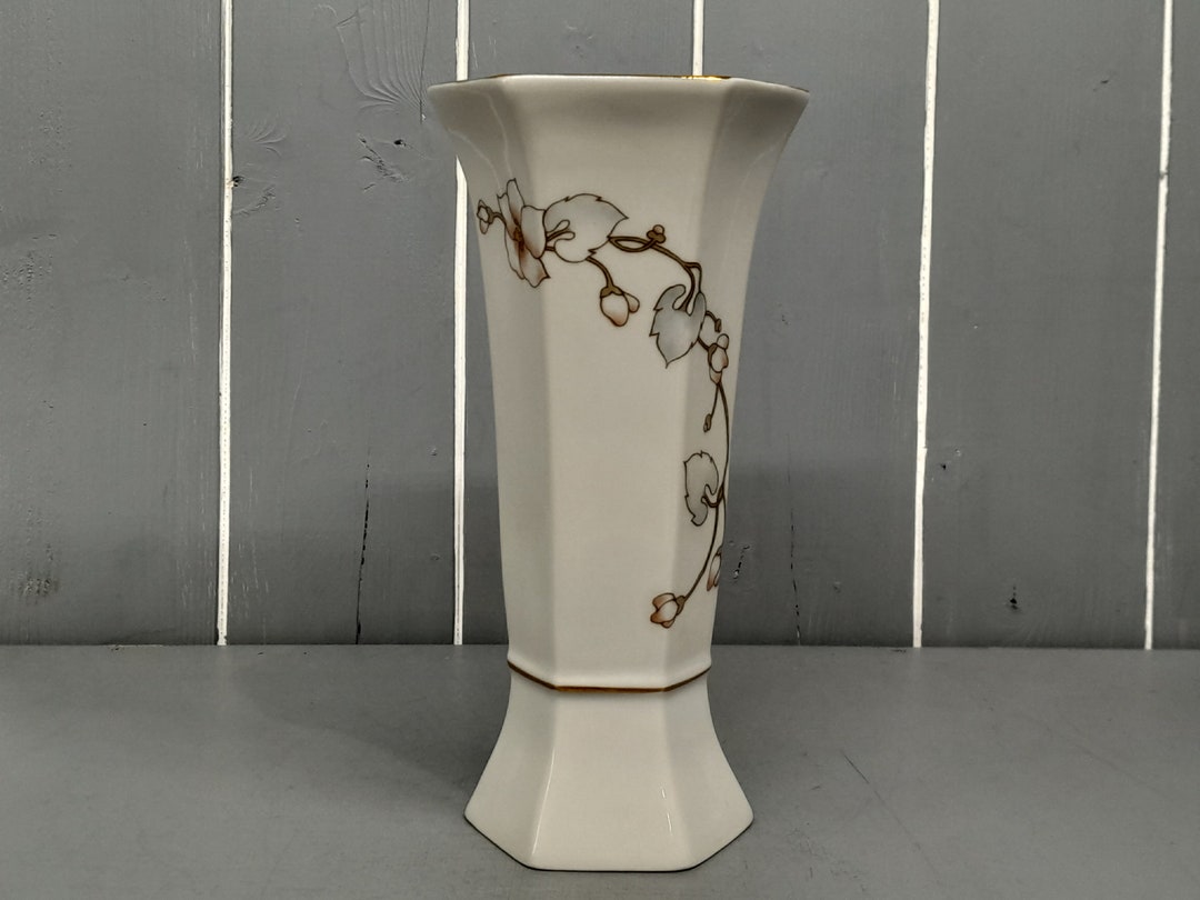 Hexagonal Porcelain Vase Alba Julia Vase,vintage Romanian Porcelain 19 ...