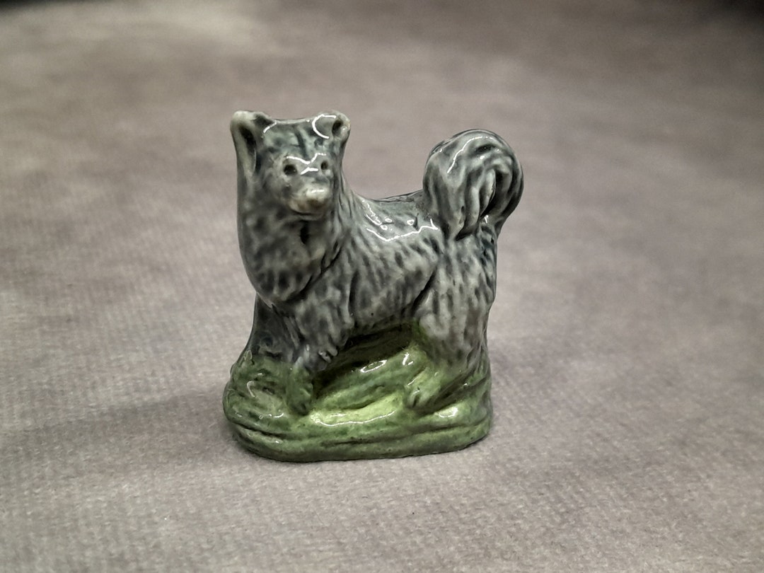 Wade Whimsie Dog, Blue Husky Dog, Vintage Wade Miniature Figures, RARE ...