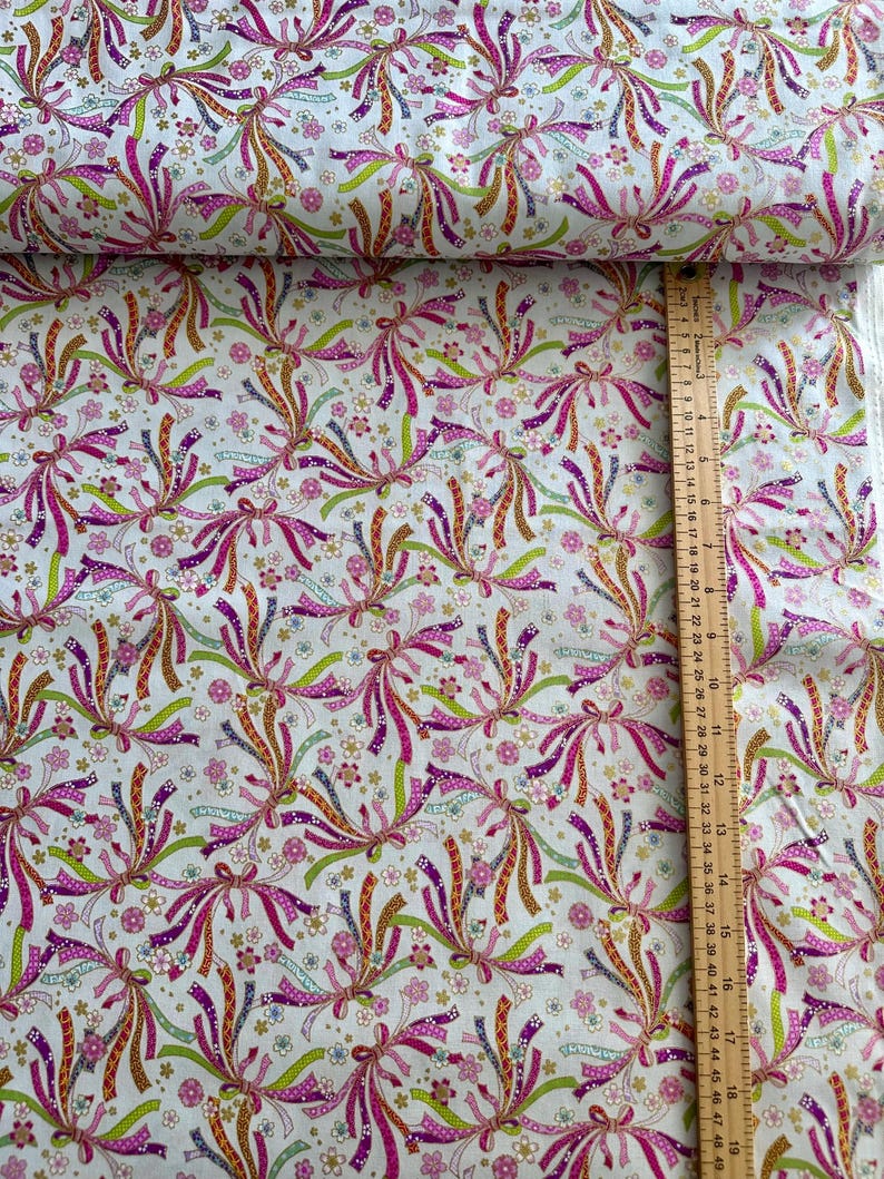 Ribbon “noshi” & Flowers - White/gold - Japanese Fabric - HALF YARD ...
