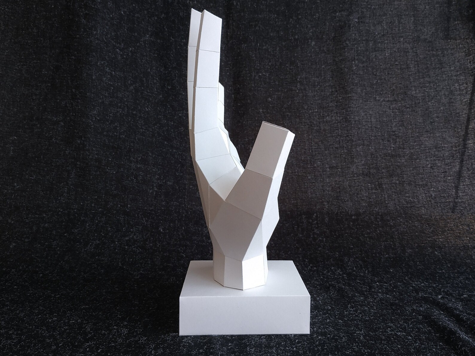Low Poly Hand. Papercraft 3D - Etsy