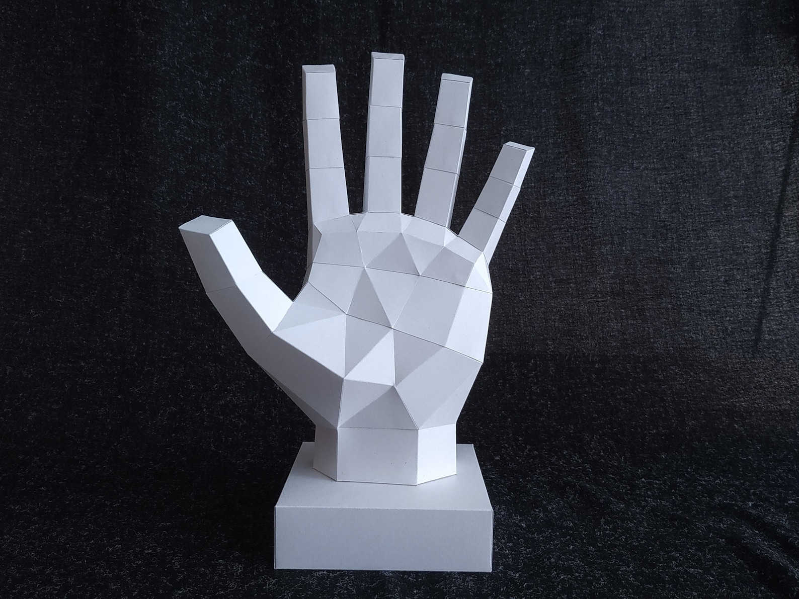 Low Poly Hand. Papercraft 3D - Etsy
